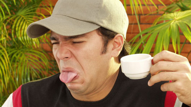 【bitter】什么意思_英语bitter的翻译_音标_读音_用法_例句_在线翻译_有道词典